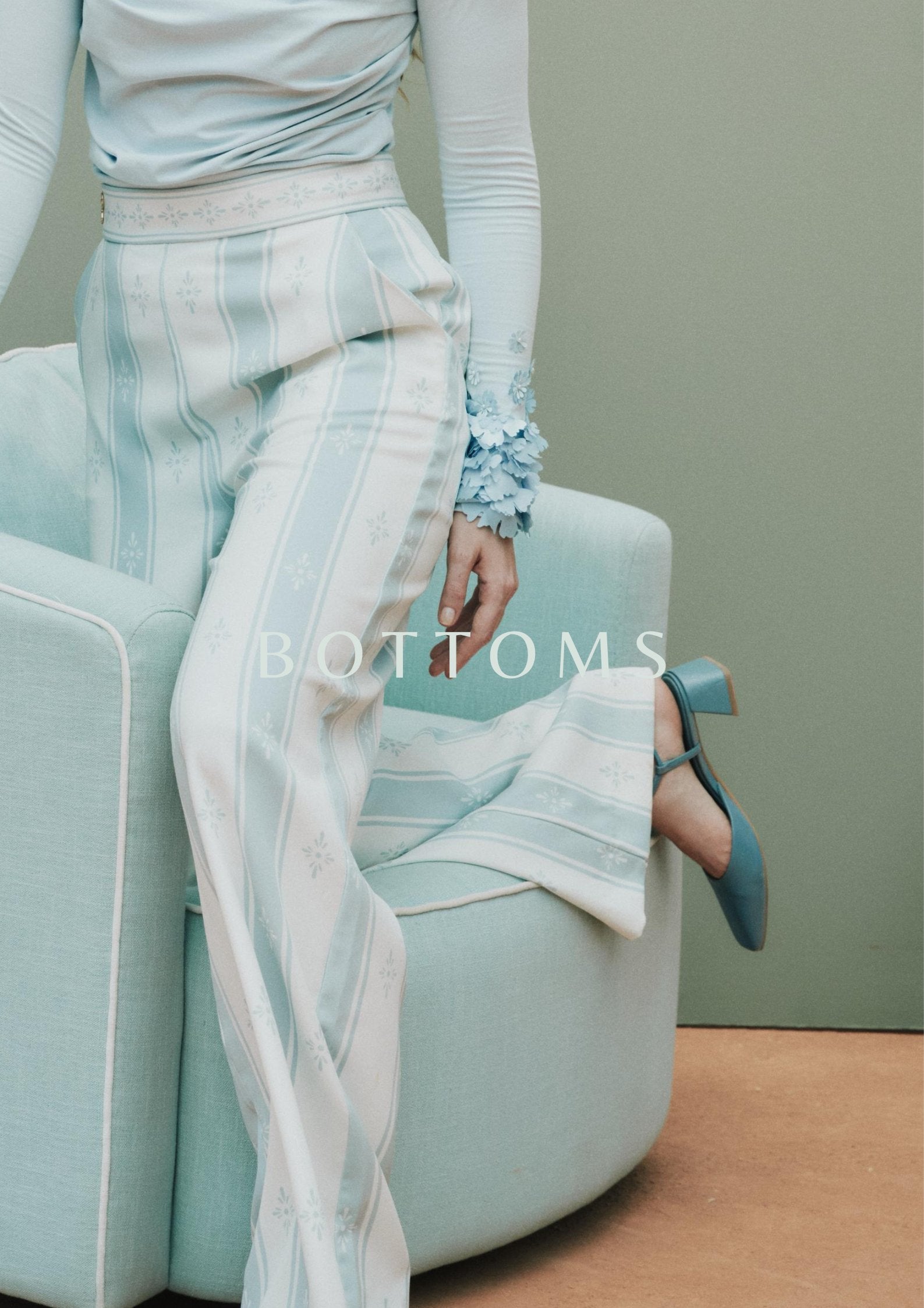 Bottoms – Pamela Stevenson